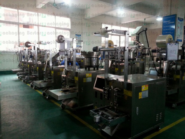 Automatic packaging machine for wall tile grout floor tile grout